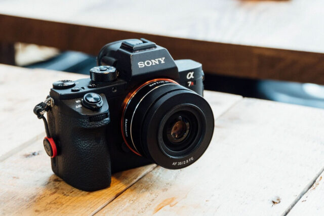 Smallest Sony full frame lenses - Compact Shooter